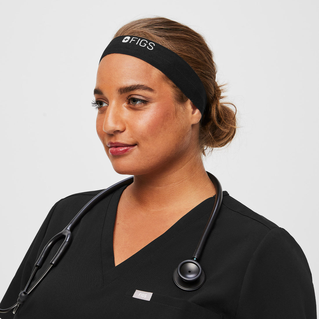 Elastic Headband with Buttonholes - Black · FIGS