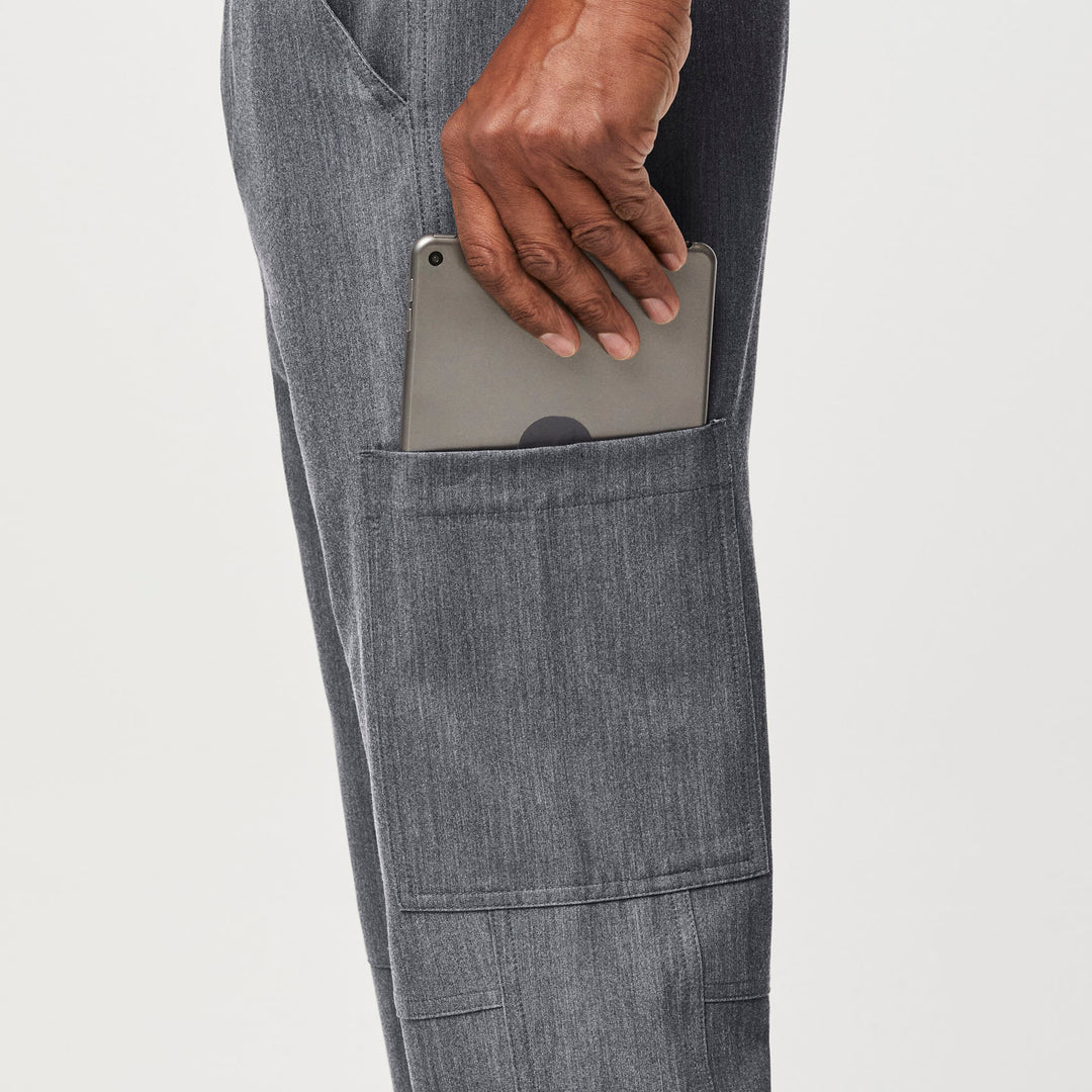 Men's Axim Cargo Scrub Pants™ - Graphite · FIGS
