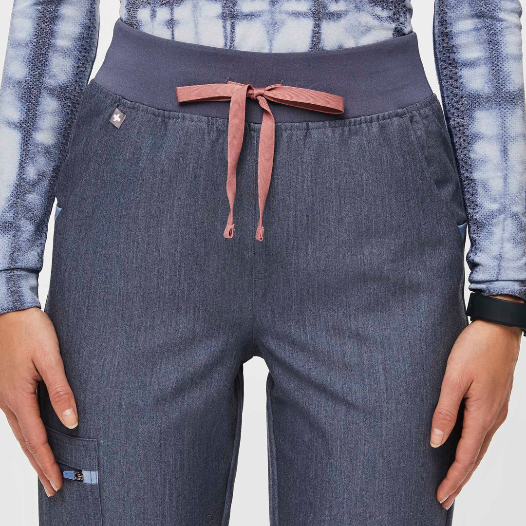 Women’s High Waisted Zamora Jogger Scrub Pants™ - Heather Denim · FIGS