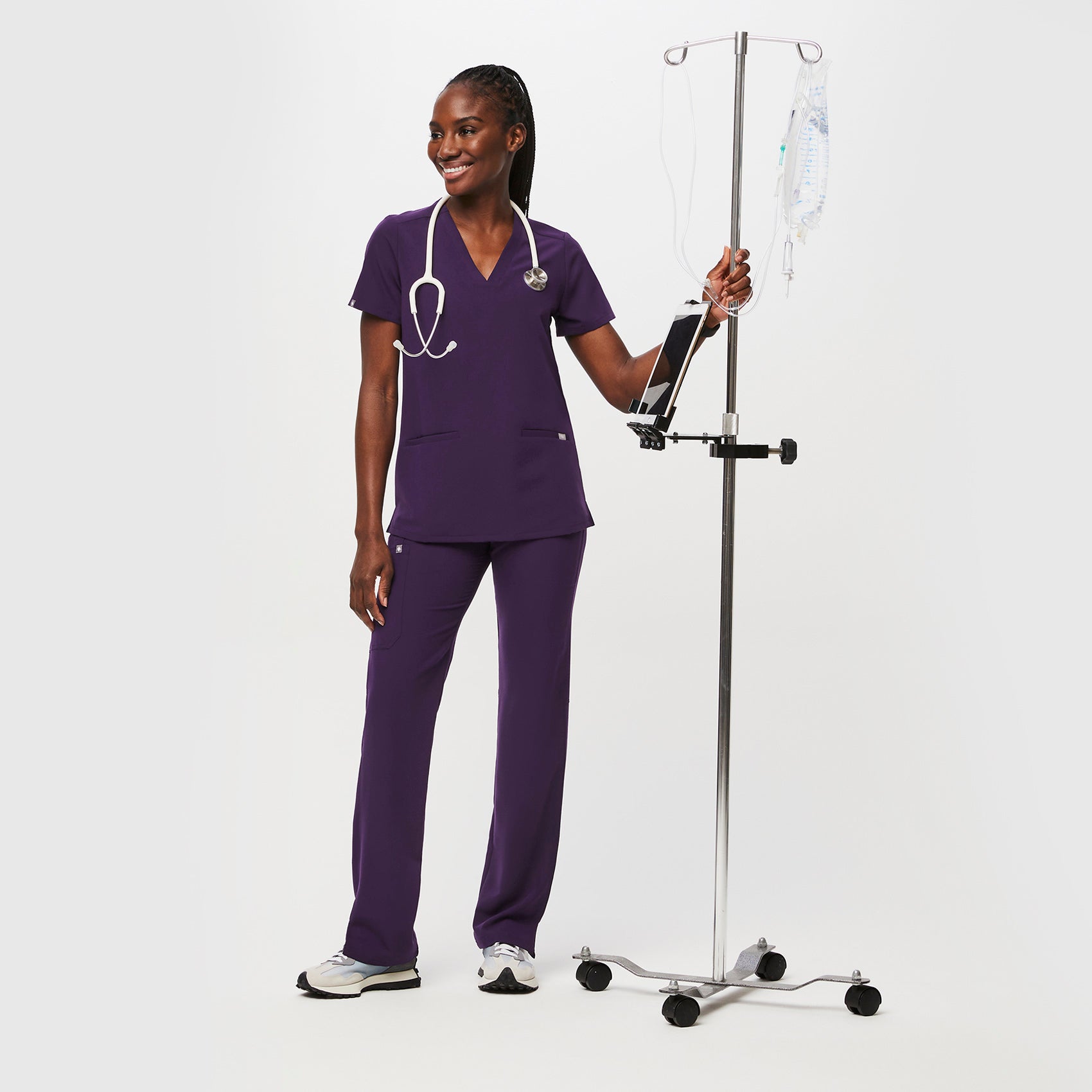 Women's Casma Three-Pocket Scrub Top™ - Purple Jam · FIGS