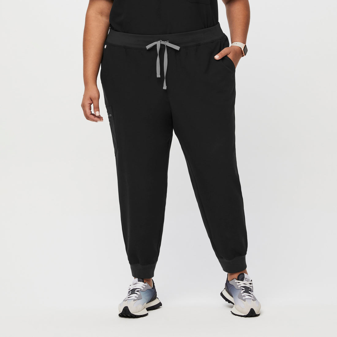 Women's 3XL-6XL Scrubs · FIGS