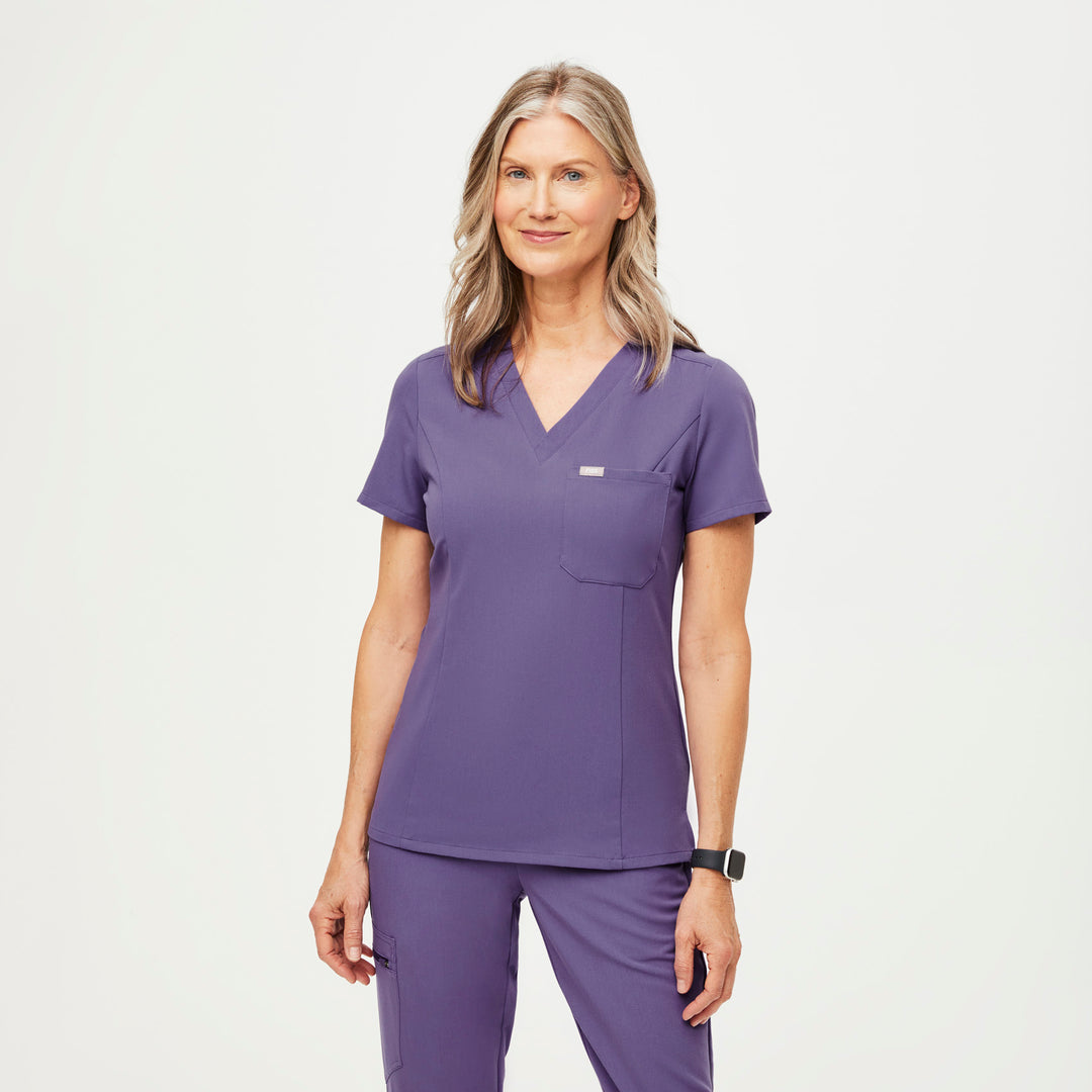 Women’s Slim Catarina One-Pocket Scrub Top™ · FIGS