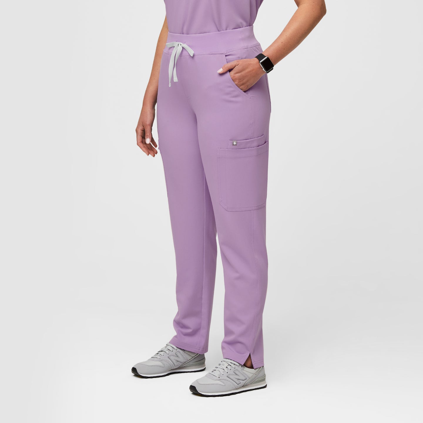 Women’s High Waisted Yola Skinny Scrub Pants™ - Lavender Dew · FIGS