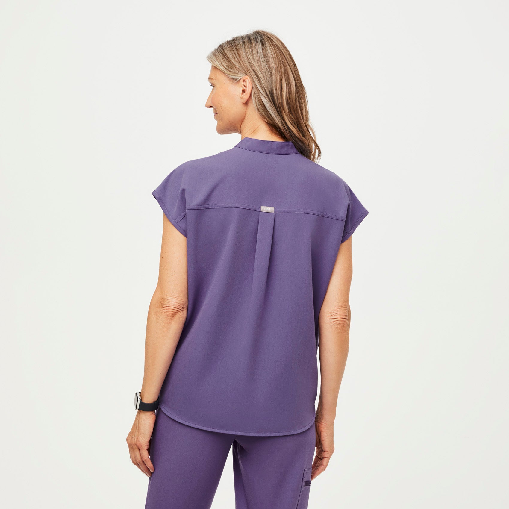 Women's Rafaela Oversized Scrub Top™ - Amethyst · FIGS